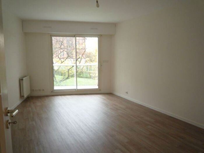 Appartement 2 pièces à louer - Quartiers Centre, Fougères, Sévigné