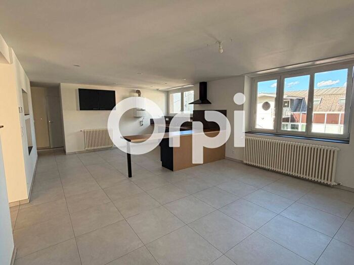 Appartement à louer - Centre Ville, Saint-Dié-des-Vosges - 4 pièces - 3 chambres