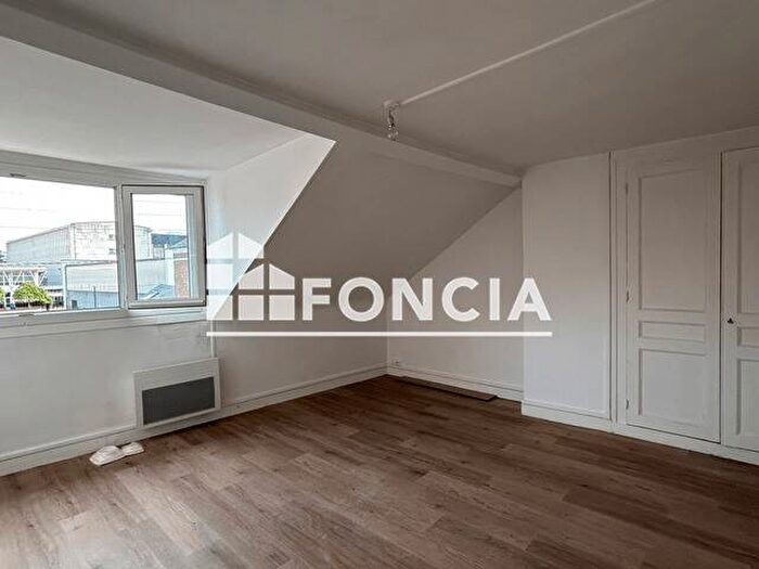 Centre Nord, Lisieux - Appartement 2 pièces à louer