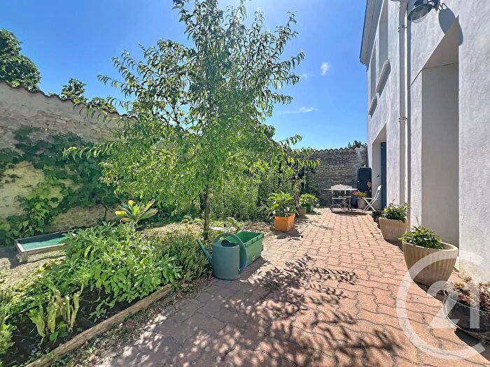 Maison 4 pièces à Puyrolland, à vendre