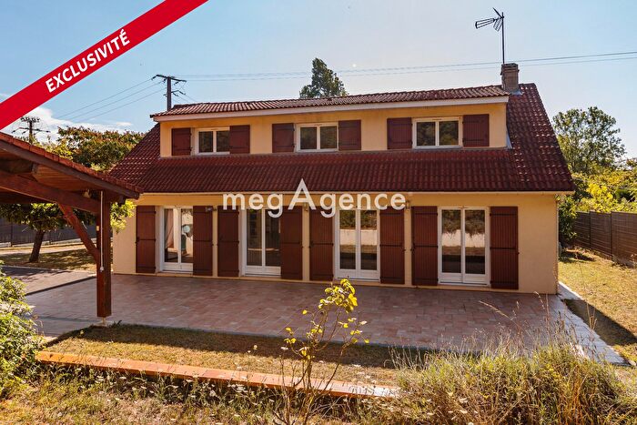 Maison à vendre - Cubzac-les-Ponts - 7 pièces - 5 chambres