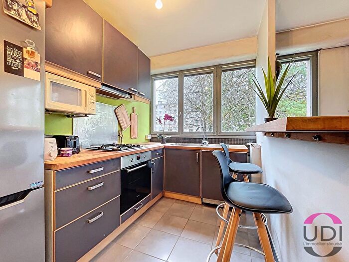 Appartement à vendre - Corbeil-Essonnes, Centre-ville - 2 pièces - 1 chambre