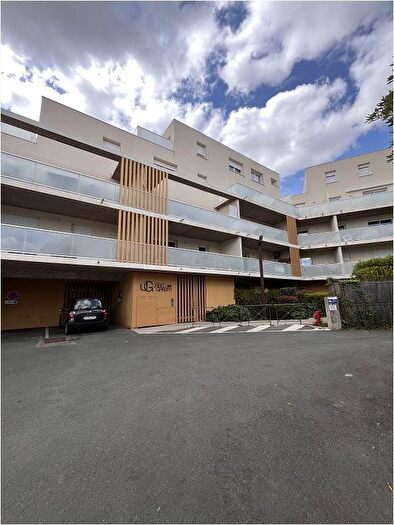 Appartement à louer - Béziers, Champ de Mars - 1 pièce