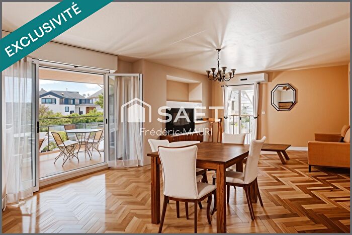 Appartement à vendre - Saint-Cloud, Fouilleuse, Val dOr - 3 pièces - 2 chambres