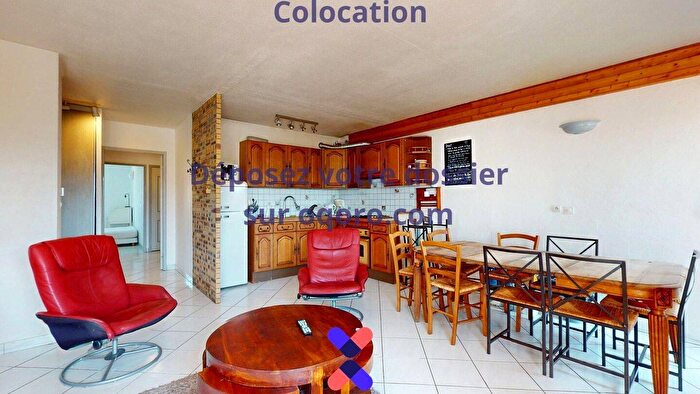 Appartement à louer - Arlequin, Grenoble - 4 pièces - 3 chambres