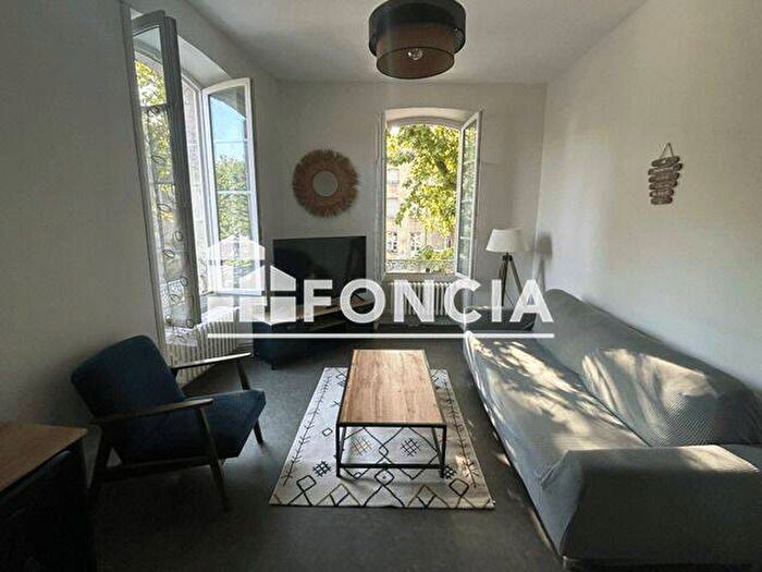 Charles de Gaulle, Cahors : Appartement 2 pièces à louer