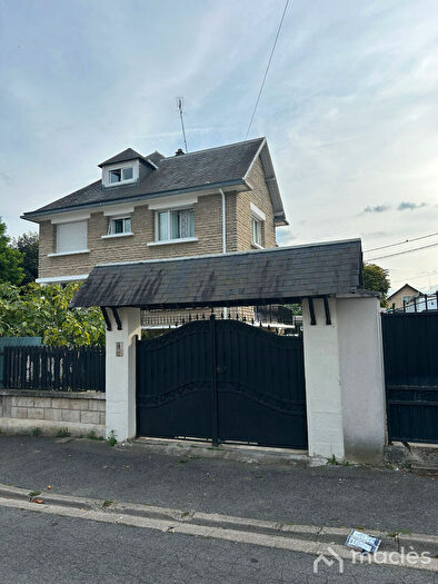 Maison à vendre - Goussainville, Buttes Chaumont, Buttes aux Oies, Grand Pré, Demoiselles - 8 pièces - 7 chambres