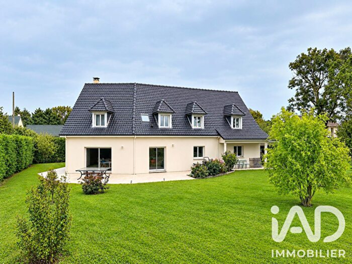 Saint-Pierre-en-Port : Maison 10 pièces à vendre