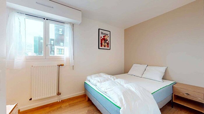 Faubourg de lArche, Courbevoie : Appartement 1 pièce à louer