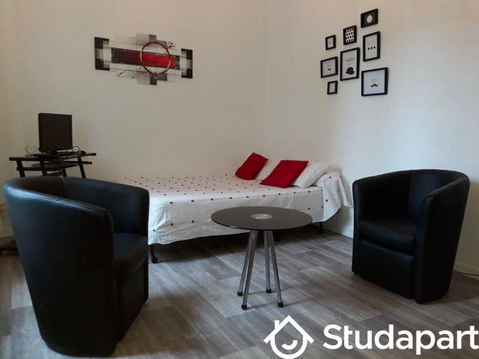 Appartement 1 pièce à louer - XIV Juillet, Pau