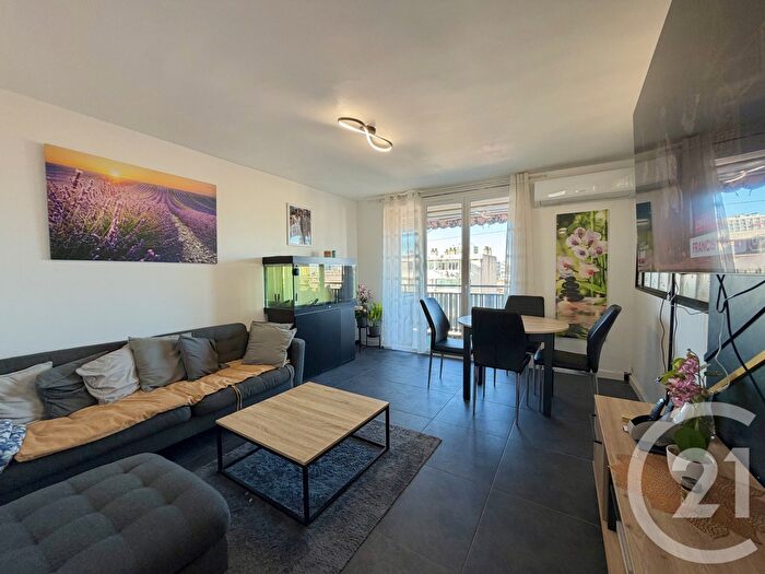 Marseille 14ème, Bon Secours : Appartement 4 pièces à vendre