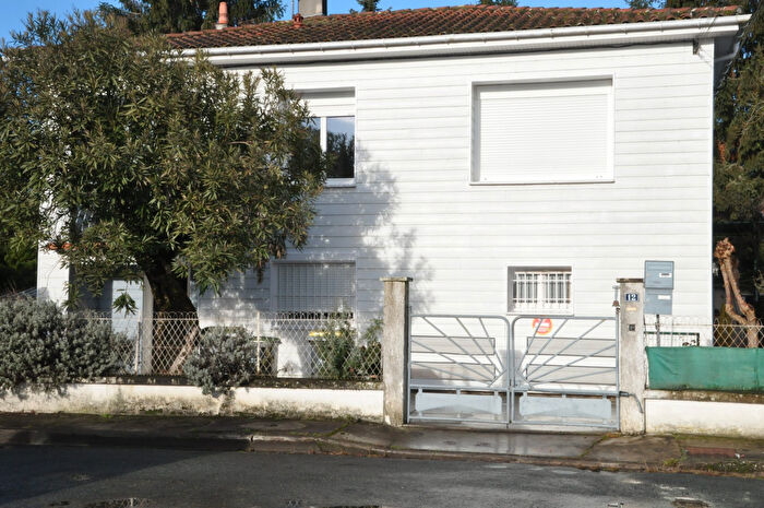 Maison à vendre - Le Passage - 5 pièces - 4 chambres