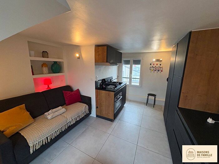 Appartement à louer - Arts et Métiers, Paris ème arrondissement - 1 pièce