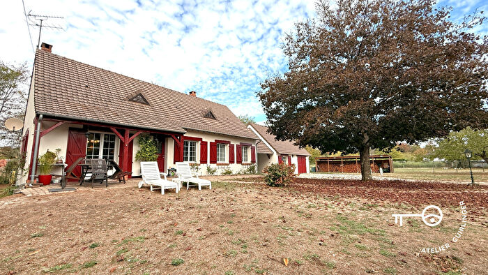 La Ferté-Beauharnais : Maison 7 pièces à vendre