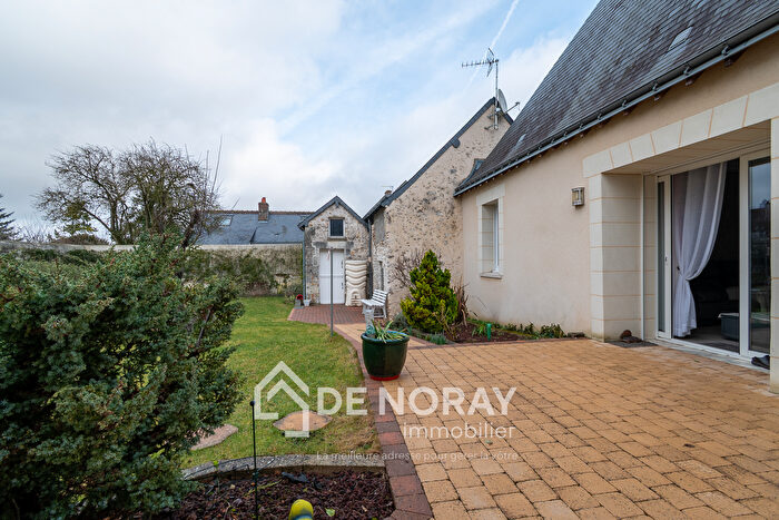 Maison à vendre - Neuvy-le-Roi - 5 pièces - 4 chambres