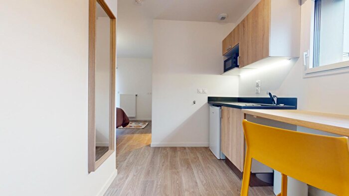 Appartement à louer - Lyon e , Grand Trou, Moulin à vent, Petite Guille - 1 pièce