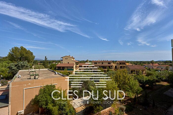 Appartement à vendre - Hyères, Pyanet - 4 pièces - 3 chambres