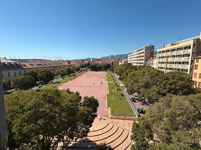 Toulon, Place d'Armes : Appartement 1 pièce à louer