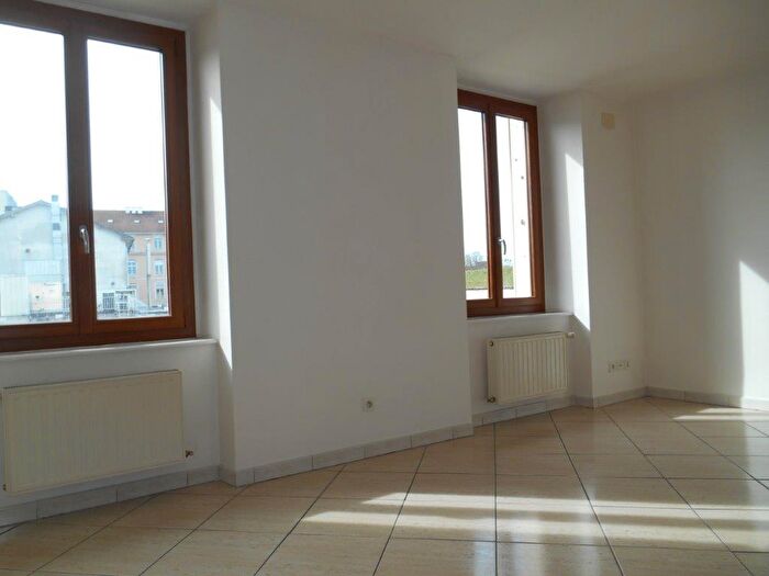 Toul, Centre-ville : Appartement 3 pièces à louer