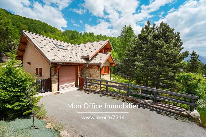 Saint-Chaffrey : Maison 5 pièces à vendre