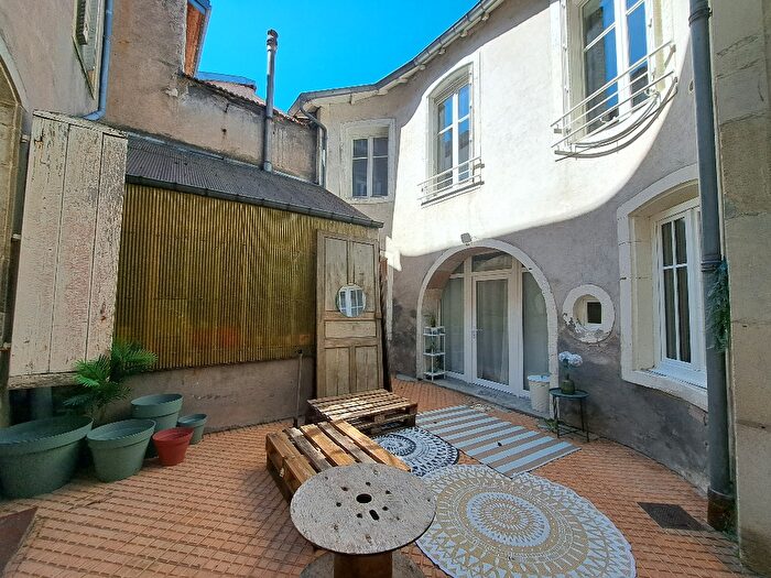 Appartement 3 pièces à Toul, Centre-ville, à vendre