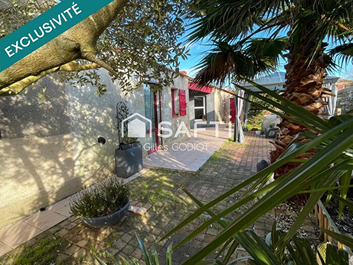 Maison à vendre - Bouaye - 5 pièces - 4 chambres