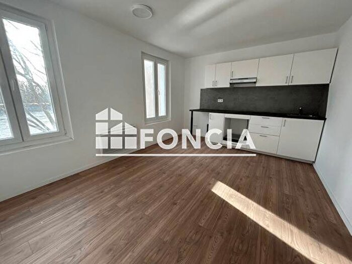 Appartement à louer - Centre Ville, Conflans-Sainte-Honorine - 3 pièces - 2 chambres