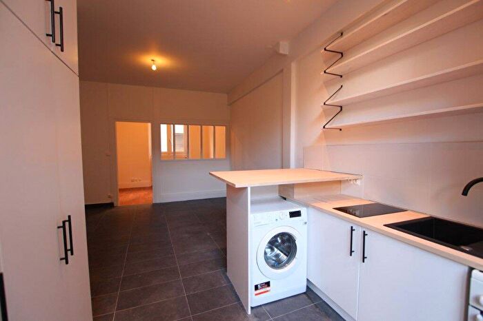 Gratte Ciel, Villeurbanne : Appartement 2 pièces à louer