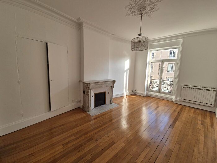 Appartement à louer - Nancy, Poincaré, Foch, Anatole France, Croix de Bourgogne - 3 pièces - 2 chambres