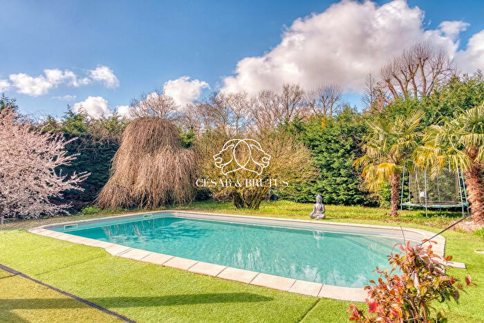 Maison à vendre - Mionnay - 5 pièces - 4 chambres