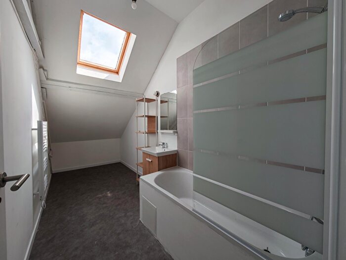 Appartement à louer - Anzin, Val dEscaut - 3 pièces - 2 chambres