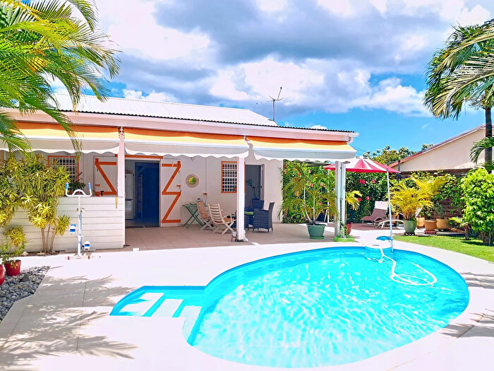 Maison à vendre - Sainte-Rose - 5 pièces - 3 chambres