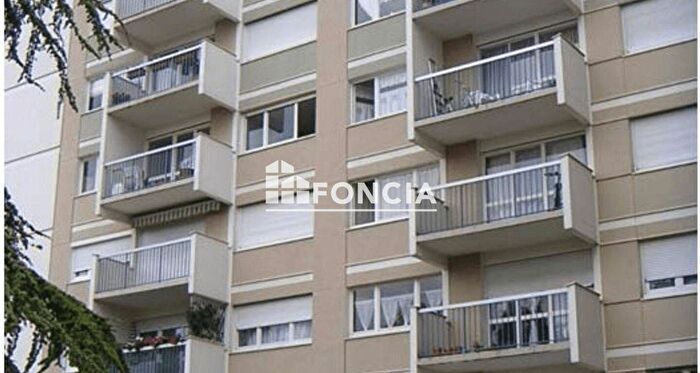 Appartement 2 pièces à Europe-Nord, Chatou, à louer