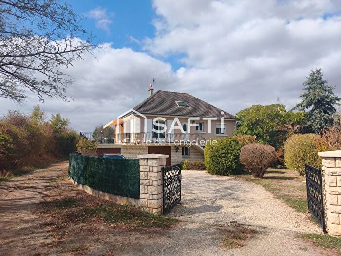 Maison 7 pièces à Le Blanc, à vendre