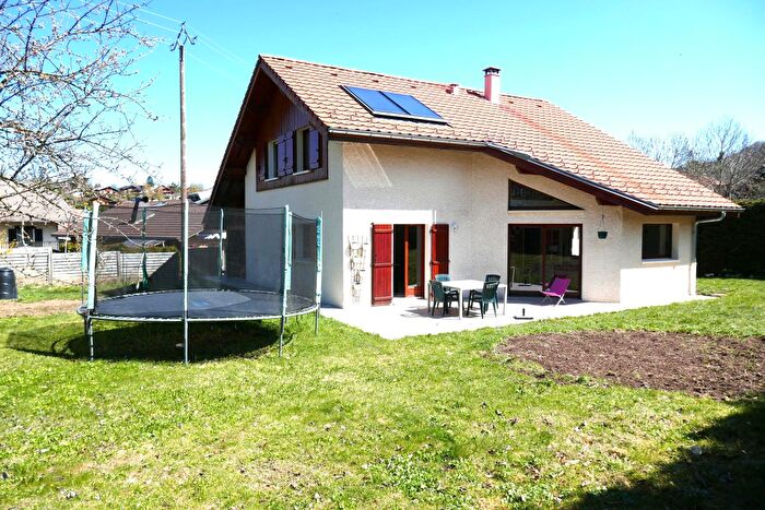 Thollon-les-Mémises : Maison 8 pièces à vendre