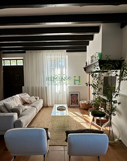 Appartement à louer - Saint-Étienne-de-Baïgorry - 4 pièces - 3 chambres