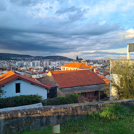 Maison à vendre - Clermont-Ferrand, Vallières, Sallins, Poncillon - 5 pièces - 3 chambres