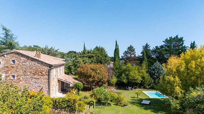 Maison 8 pièces à Uzès, à vendre