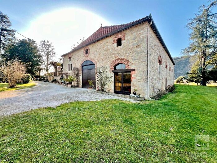 Maison à vendre - Luzech - 7 pièces - 4 chambres