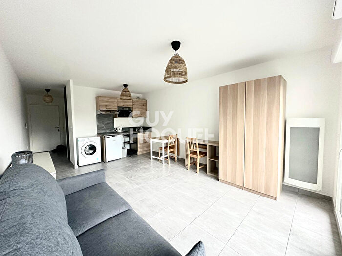 Appartement à louer - Clermont-Ferrand, Chanteranne, La Glacière - 1 pièce