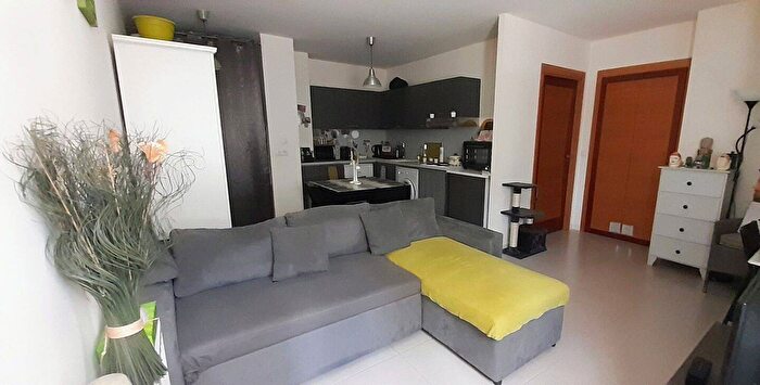 Moussy-le-Neuf : Appartement 1 pièce à louer