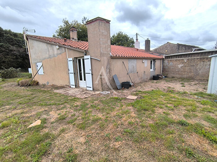 Maison à vendre - Grosbreuil - 3 pièces - 1 chambre