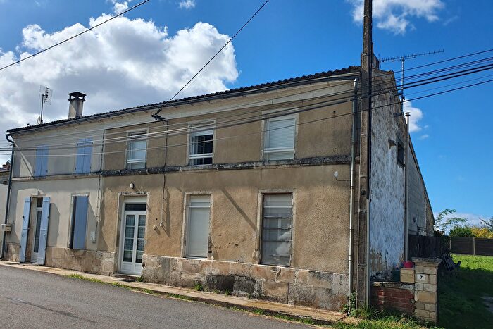 Épargnes - Maison 8 pièces à vendre