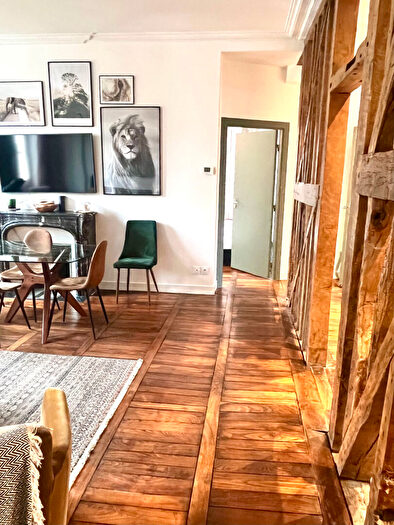 Appartement à louer - Quartiers Centre, Saint-Anne - 5 pièces - 3 chambres