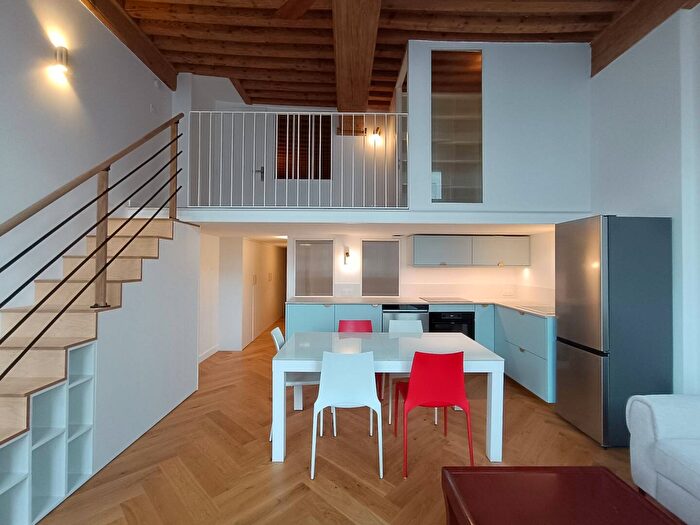 Appartement à louer - Croix Rousse Gros Caillou, Lyon ème arrondissement - 2 pièces - 1 chambre