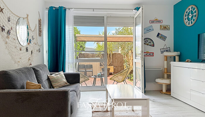 Appartement à vendre - Saint-Cyprien, Le Port - 2 pièces - 1 chambre