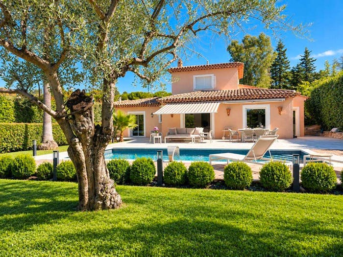 Aubarede-Campelieres, Mougins : Maison 4 pièces à louer