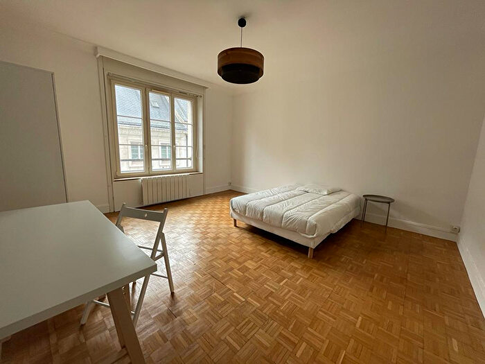 Appartement à louer - Orléans, Bannier, République - 1 pièce - 1 chambre