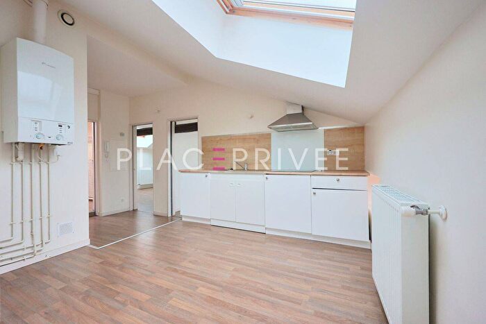 Appartement à louer - Saint Pierre-René II, Nancy - 2 pièces - 1 chambre