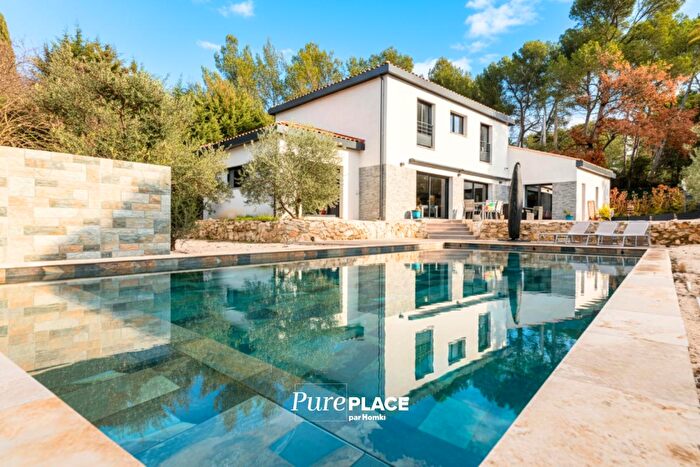 Maison à vendre - Aix-en-Provence, Luynes - 6 pièces - 4 chambres